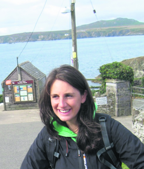 What does a Zoologist do? | First Careers