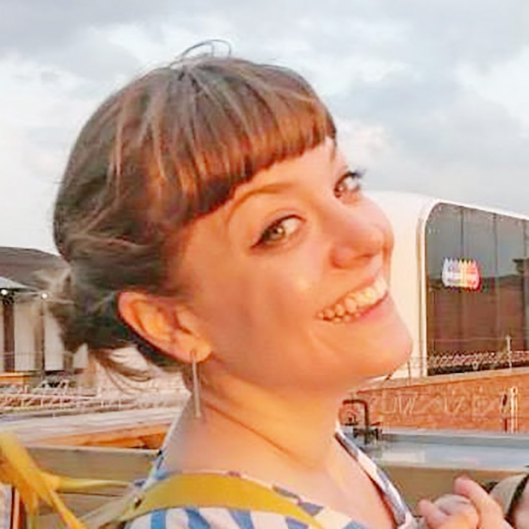 What does a Senior Editor do? | First Careers